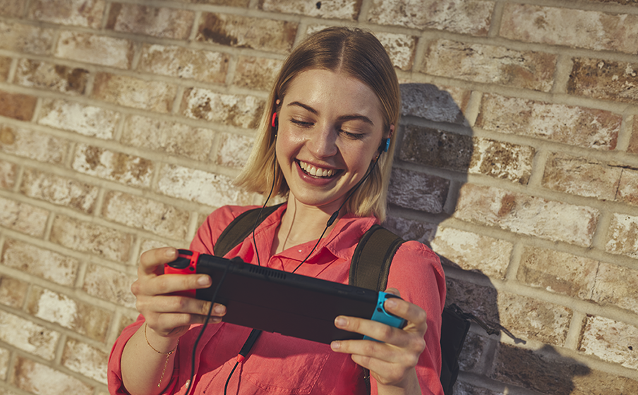 JBL Quantum 50N | Wired in-ear gaming headset with volume slider and ...